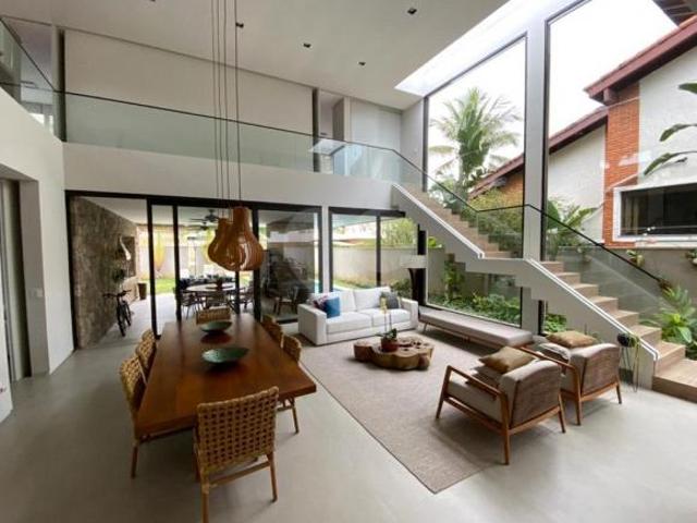 Casa com 5 quartos à venda em Jardim acapulco SP