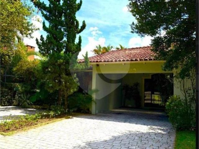 Casa com 5 quartos à venda em Jardim leonor SP