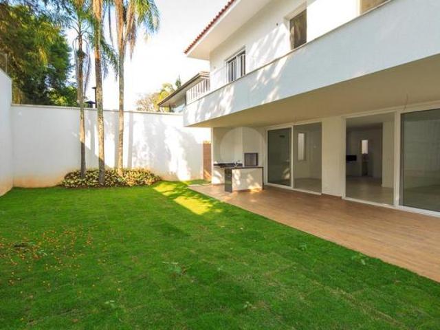 Casa com 5 quartos à venda em Jardim marajoara SP