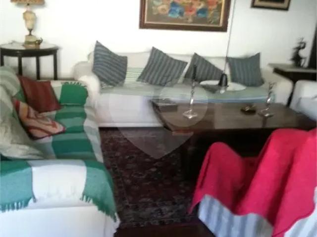 Casa com 5 quartos à venda em Jardim Petrópolis SP