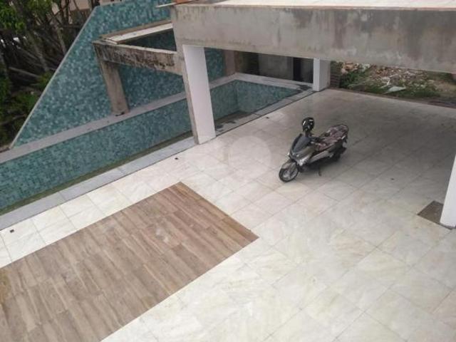 Casa com 5 quartos à venda em Marapé SP