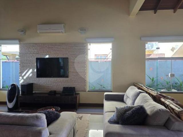 Casa com 5 quartos à venda em Morada da praia SP