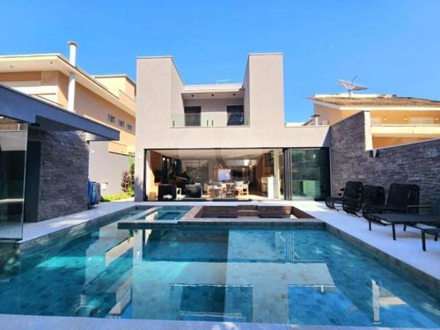 Casa com 5 quartos à venda em Riviera SP