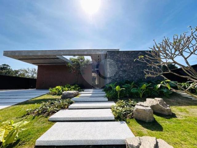 Casa com 5 quartos à venda em Riviera SP