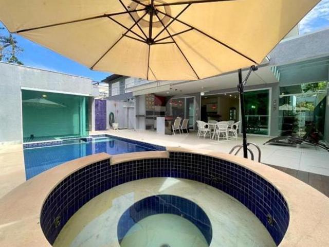 Casa com 5 quartos à venda em Riviera SP