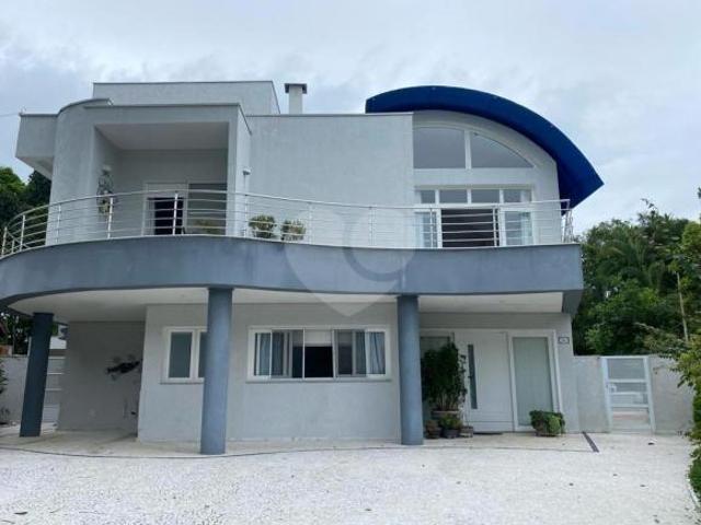 Casa com 5 quartos à venda em Riviera SP