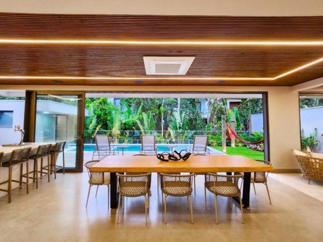 Casa com 5 quartos à venda em Riviera SP