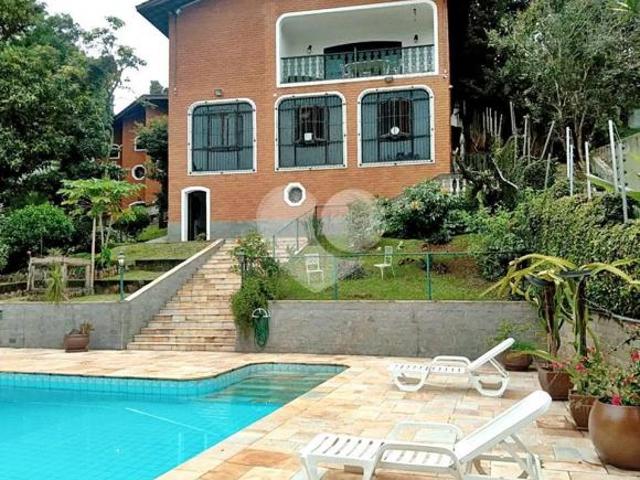 Casa com 5 quartos à venda em Roseira SP