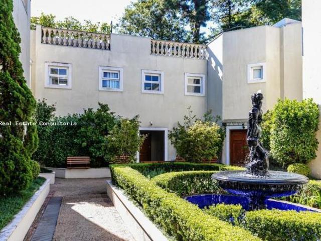 Casa com 5 quartos à venda em São Paulo, no bairro Jardim Petrópolis