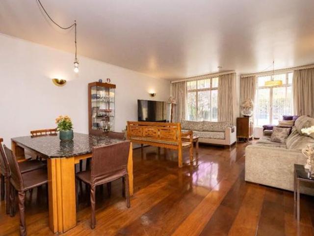 Casa com 5 quartos à venda em São Paulo, no bairro Vila Madalena