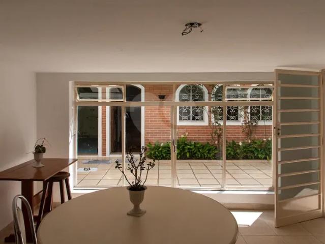 Casa com 5 quartos à venda em Saúde SP