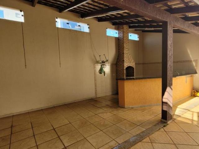 Casa com 5 quartos à venda no Bairro Lidice Uberlândia/MG