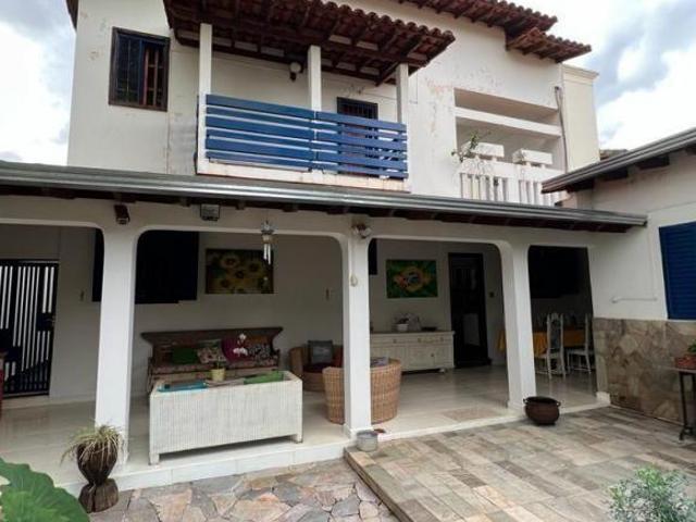 Casa com 5 quartos à venda no Bairro Morada da Colina Uberlândia/MG