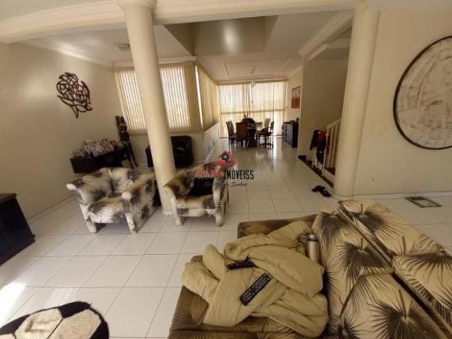 Casa com 5 quartos à venda no Bairro Vigilato Pereira Uberlândia/MG