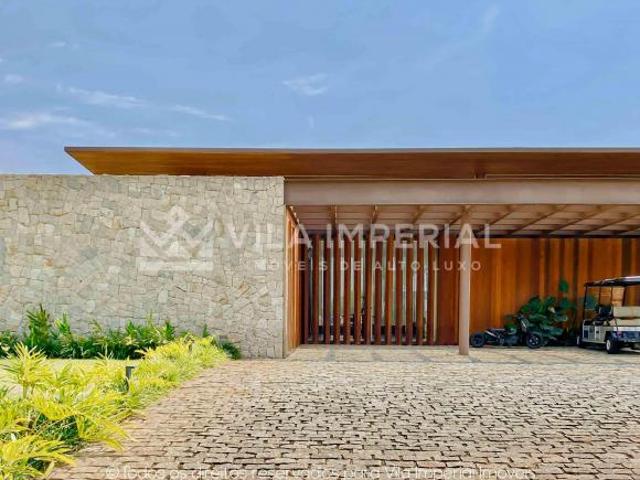 Casa com 5 quartos à venda no condomínio Fazenda da Grama!