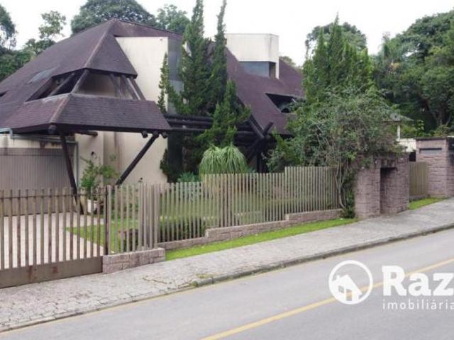 CASA COM 5 QUARTOS ÁREA TOTAL 863,68 m² SÃO LOURENÇO REF 6028
