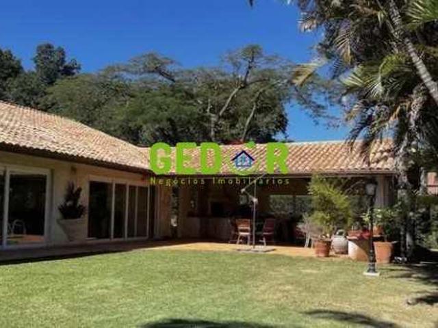 Casa com 5 quartos, Bolsao Interlagos, São Paulo R$ 3 mi, Cod: 2405