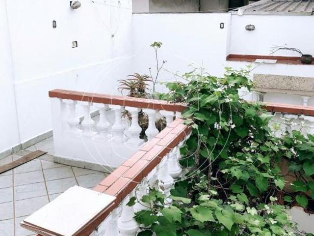 Casa com 5 Quartos e 4 banheiros à Venda, 138 m² por R$ 1.350.000