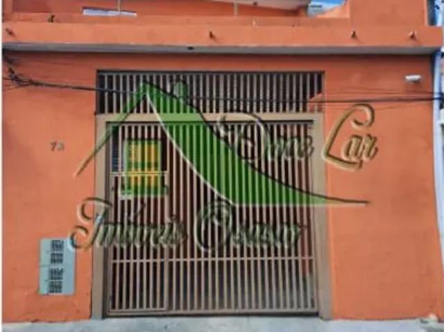 Casa com 5 Quartos e 4 banheiros à Venda, 240 m² por R$ 320.000
