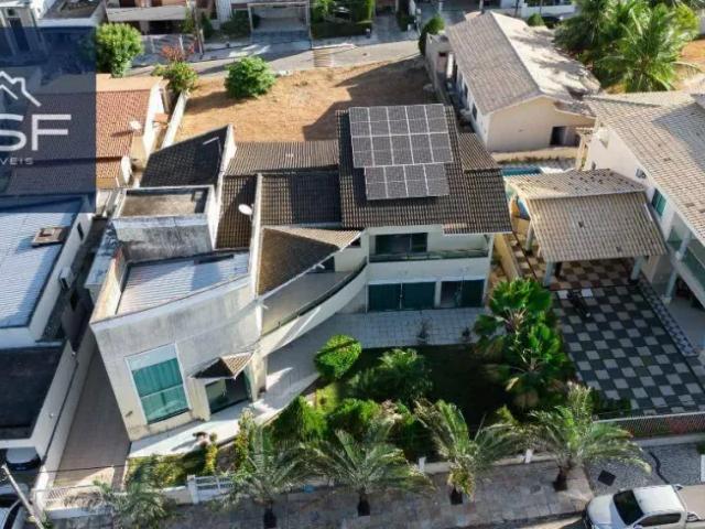 Casa com 5 Quartos e 5 banheiros à Venda, 409 m² por R$ 1.700.000
