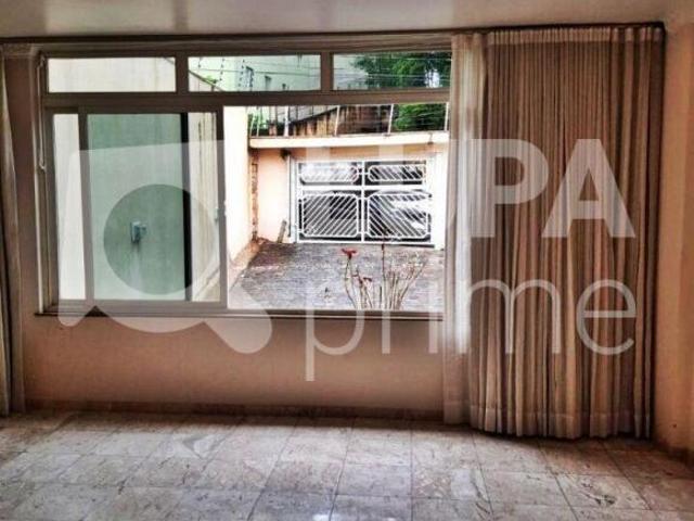 CASA COM 5 QUARTOS E 10 VAGAS DE GARAGEM À VENDA NO TUCURUVI