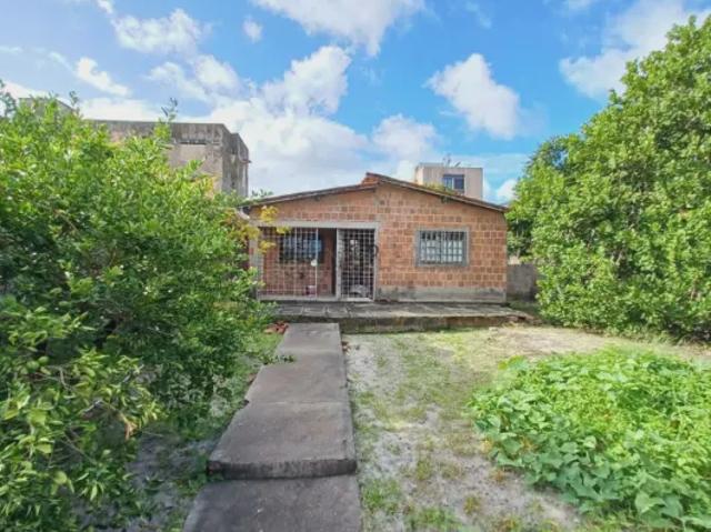 Casa com 5 Quartos e 2 banheiros à Venda, 480 m² por R$ 1.100.000