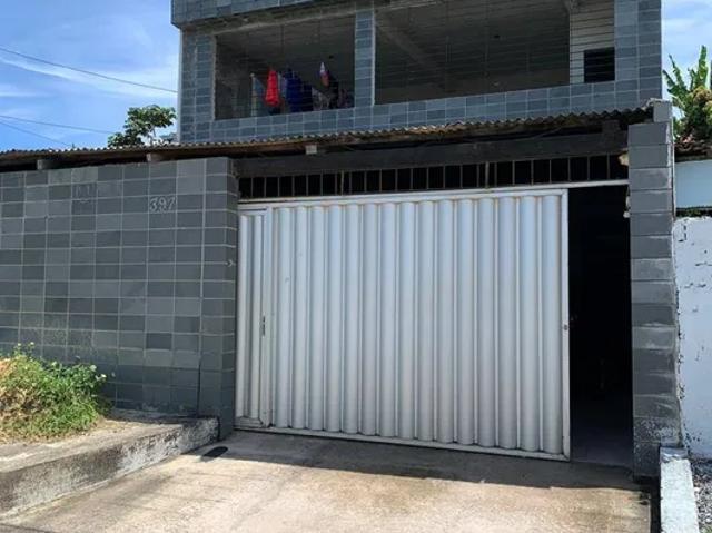 Casa com 5 Quartos e 3 banheiros à Venda, 225 m² por R$ 350.000
