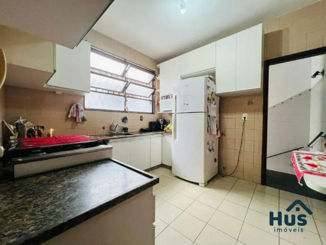 Casa com 5 quartos e 3 suítes