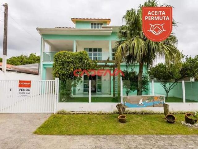Casa com 5 quartos e 3 vagas à venda em Pontal do Paraná