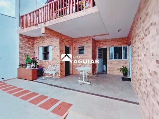 Casa com 5 quartos e espaço gourmet à venda no Fonte Nova em Valinhos/SP