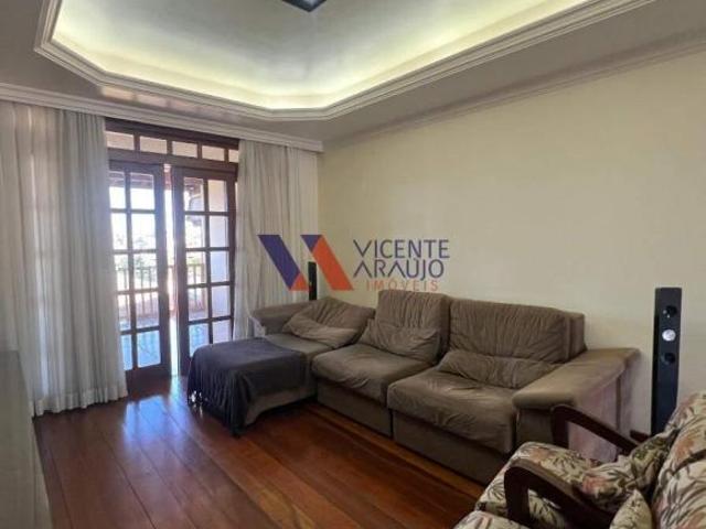 Casa com 5 quartos e Espaço Gourmet Completo – Betim/MG