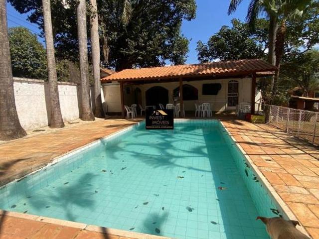 Casa com 5 quartos em excelente terreno em Juatuba/MG