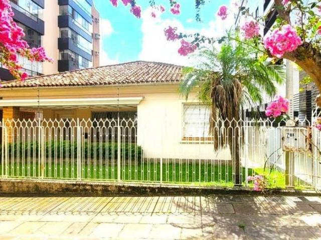 Casa com 5 Quartos em Petrópolis, Porto Alegre