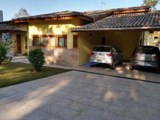 Casa com 5 quartos sendo 1 suíte em Vargem Grande Paulista/SP