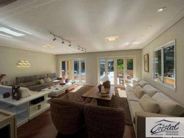 Casa com 5 quartos / suítes à venda, 610 m² Miolo da Granja Viana Cotia/SP
