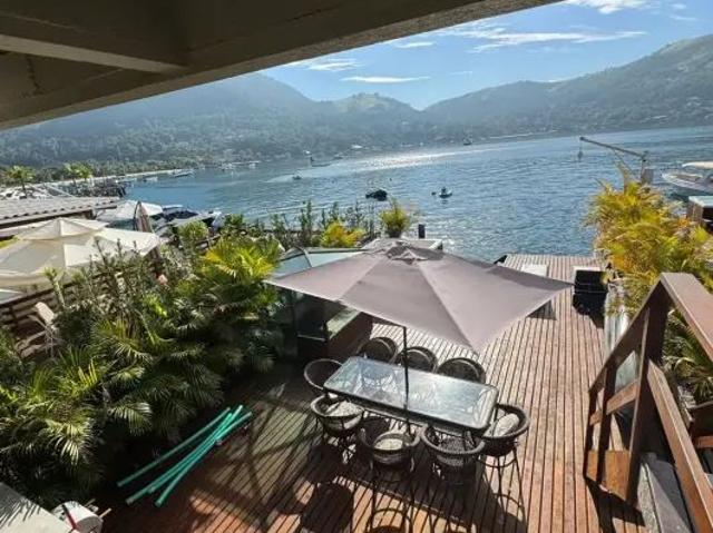 Casa com 5 Quartos para venda ou aluguel, 350m² Praia do Jardim