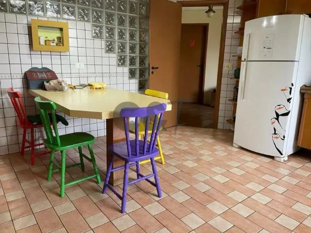 Casa com 5 Quartos para venda ou aluguel, 370m² Jardim Petrópolis