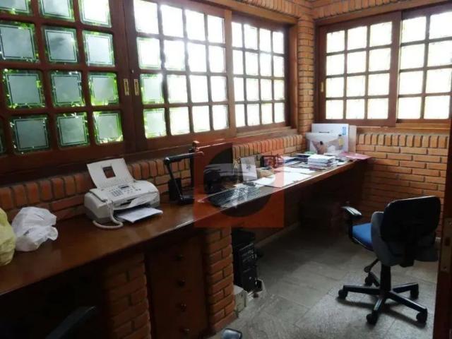 Casa com 5 Quartos para venda ou aluguel, 950m² Granja Viana