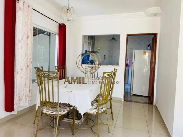 Casa com 5 Quartos para alugar, 250m² Jardim Terras de Sao Joao