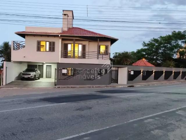 Casa com 5 quartos para alugar na Avenida Antônio Joaquim Tavares, 1105, Centro, Penha