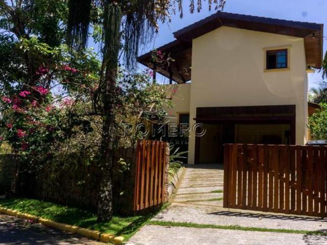 Casa com 5 quartos, Praia das Toninhas, Ubatuba R$ 3.45 mi, Cod: 2009
