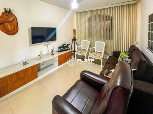 Casa com 5 quartos à venda, 240 m² por R$ 1.800.000 Piratininga Niterói/RJ