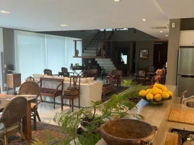 Casa com 5 quartos à venda, 500 m² por R$ 11.800.000 Jurerê Internacional Florianópolis/SC
