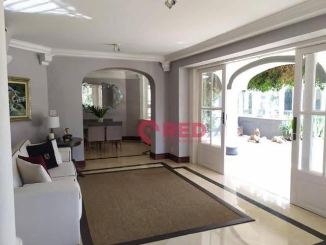 Casa com 5 quartos venda por R$ 5.000.000 ou aluguel por R$ 17.650/mês Condomínio Residencial La