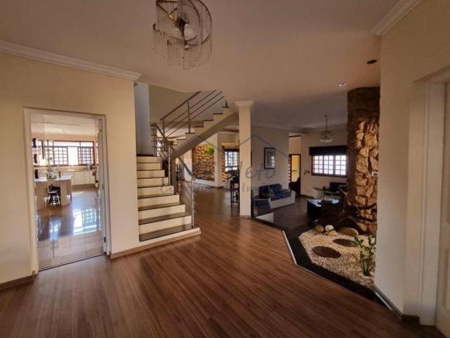 Casa com 5 quartos, Vila Steola, Pirassununga R$ 1.4 mi, Cod: 10133636