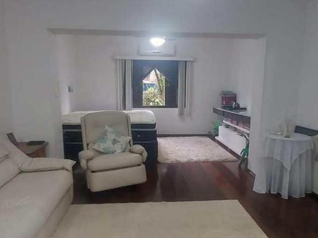 Casa com 5 quartos, Vila Suissa, Mogi das Cruzes R$ 2.2 mi, Cod: 4405