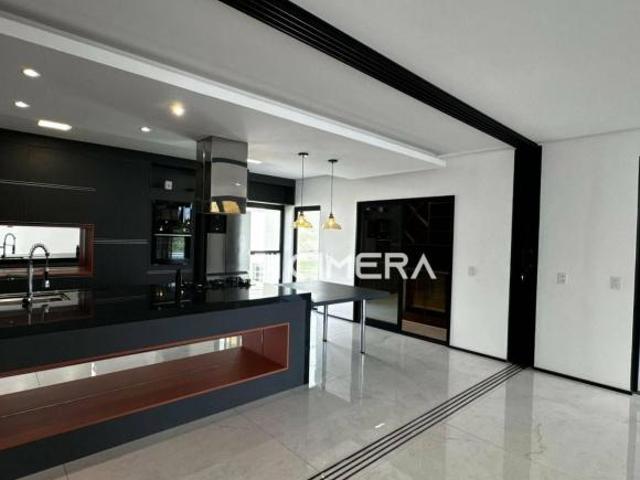Casa com 5 suítes à venda e aluguel no Saint Patrick Residencial Sorocaba/SP