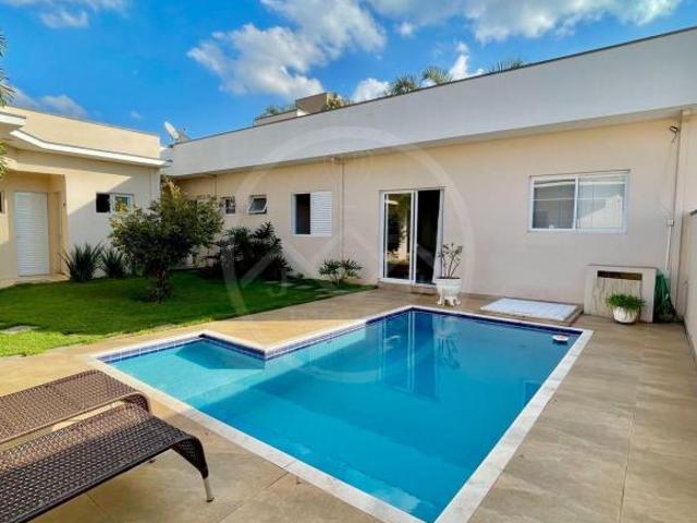 Casa com 5 suítes à venda, 310m² por R$ 1.490.000,00 – Condomínio Portal das Estrel