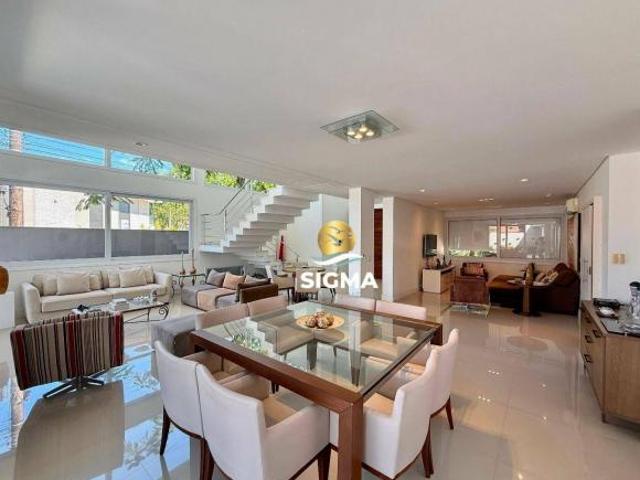 Casa com 5 Suites à venda, 330 m² por R$ 2.900.000 Balneário Praia do Pernambuco Guarujá/SP