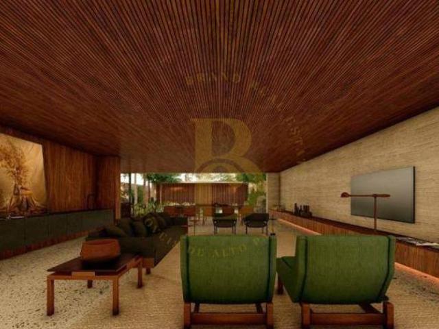 Casa com 600 m², 6 quartos sendo 4 suítes à venda no bairro Jardim Europa